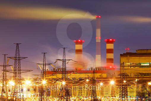 Power plant at night. 이미지 (670433146) - 게티이미지뱅크