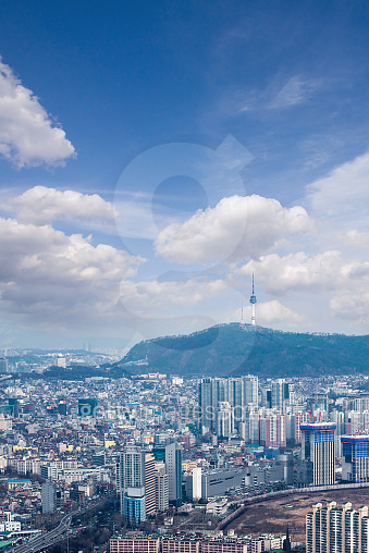downtown of high rise modern office buildings and skyscrapers in Seoul ...