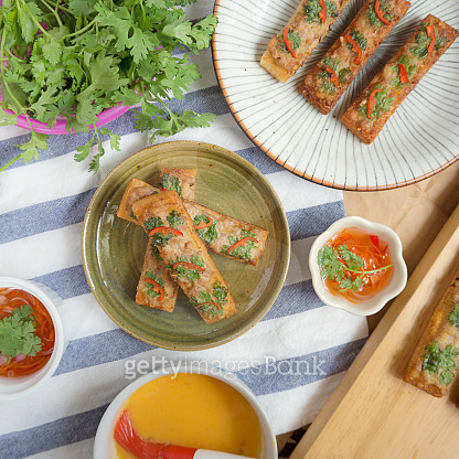 Bread fried with minced pork spread Thai food (694761538) - 게티이미지뱅크