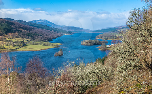 Queen's View, Loch Tummel (Loch Teimhil), a long, narrow loch between ...