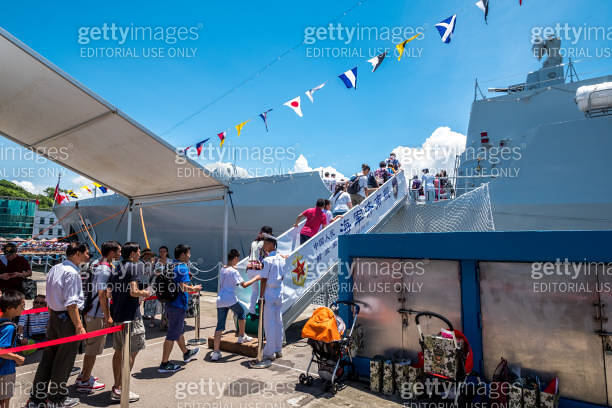 Jinam missile destroyer visited Hong Kong 이미지 (814167678) - 게티이미지뱅크