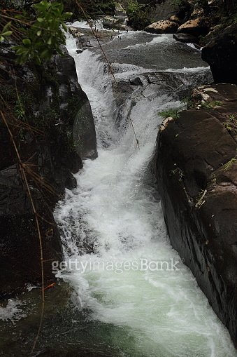 Khao Cha Mao Waterfall in Rayong Thailand (640056688) - 게티이미지뱅크
