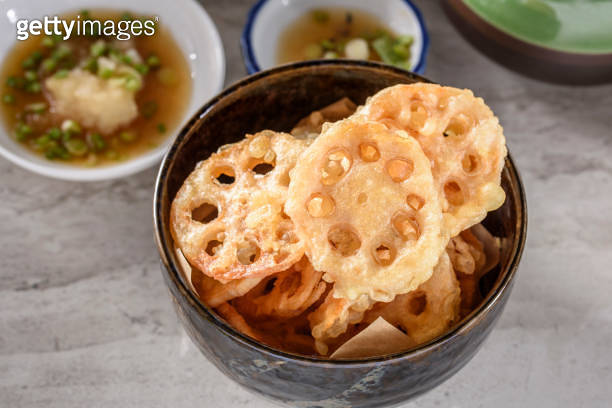 Deep Fried Sliced Lotus Root 이미지 (687217984) - 게티이미지뱅크