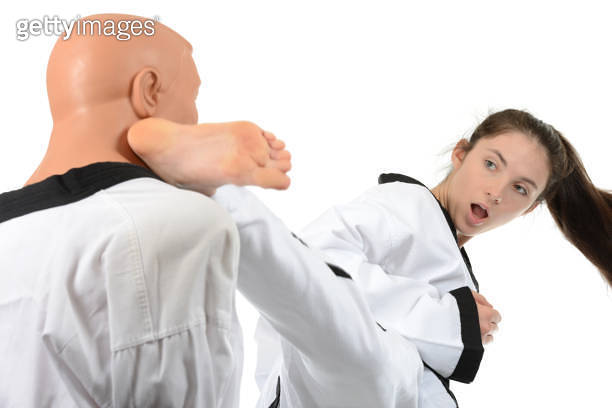 Neck Kick (895451508) - 게티이미지뱅크