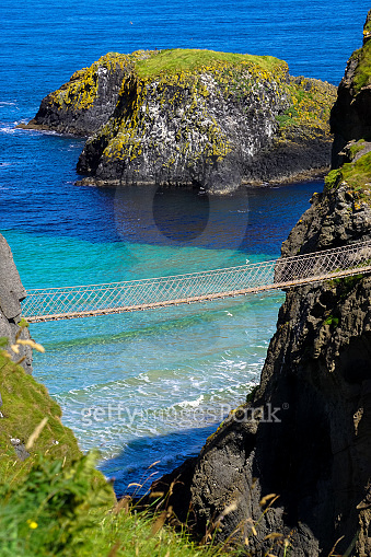 Carrick-a-Rede Rope Bridge 이미지 (688767730) - 게티이미지뱅크