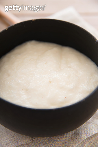 Japanese cuisine --grated 'nagaimo (long taro)' and 'yamaimo (Japanese ...