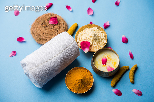 Ayurvedic face pack/mask using Gram Flour/besan, Haldi & milk ubtan ...