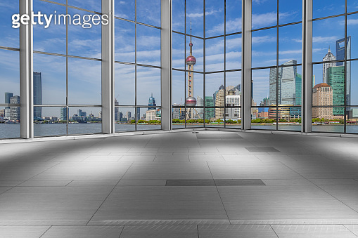 Shanghai cityscape seen through window 이미지 (933386708) - 게티이미지뱅크