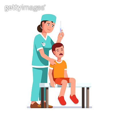 Paediatrician doctor woman holding syringe preparing to make an medical ...