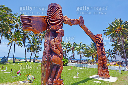 Cook Islands RSA memorial carved wooden gateway Rarotonga 이미지 ...
