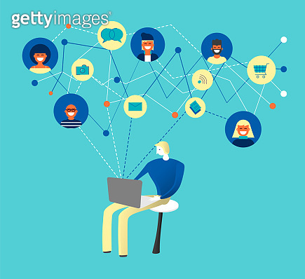 Man using computer for social media network 이미지 (903857676) - 게티이미지뱅크