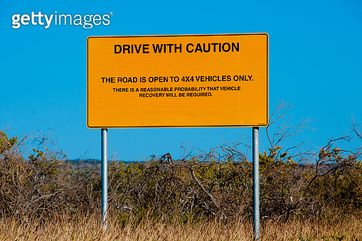 4x4 Vehicles Warning Sign 이미지 (1032439382) - 게티이미지뱅크