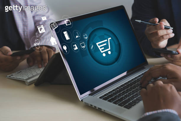 Business people use Technology E-commerce Internet Global Marketing ...