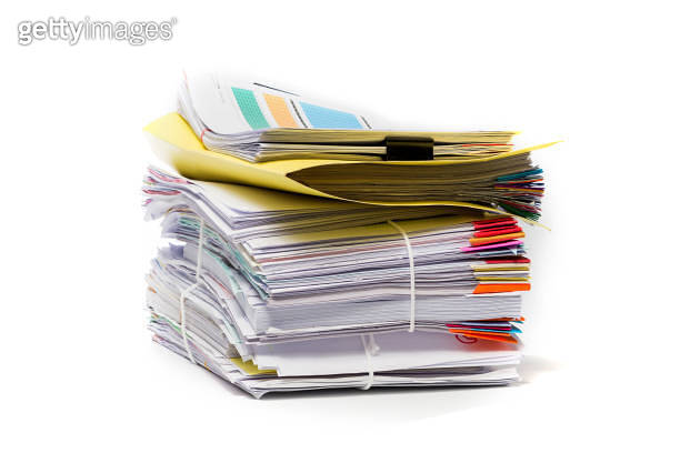 Stack of Documents isolated on white background 이미지 (1015518444) - 게티이미지뱅크