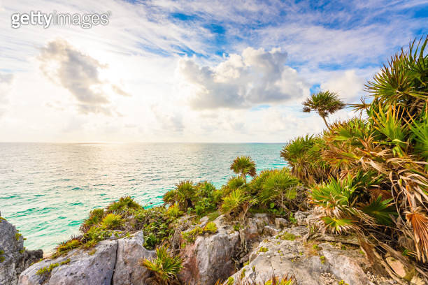 Paradise Scenery of Tulum at tropical coast and beach. Mayan ruins of ...