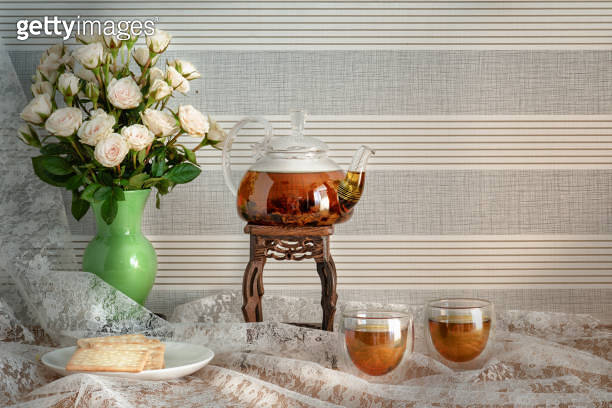 Chinese tea set combine of clear glass chinese tea pot and two tea cups ...
