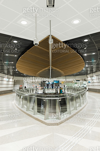 Geylang Bahru MRT station 이미지 (1087079952) - 게티이미지뱅크