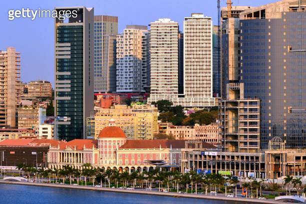 Luanda Bay - panorama of the waterfront avenue, Avenida Marginal / 4 de ...