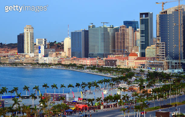 Luanda Bay - panorama of the corniche, Avenida Marginal / 4 de ...