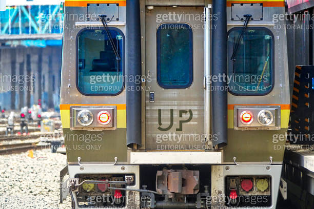 Up Express train shuttle arriving at Union Station – airport connection ...
