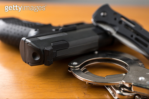 Tactical gear set of Pistol gun knift handcuff and clock (956514284 ...