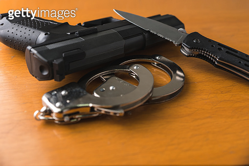 Tactical gear set of Pistol gun knift handcuff and clock (956513900 ...