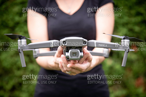 DJI Mavic 2 Pro Drone featuring a new 1 inch CMOS sensor and Hasselblad ...