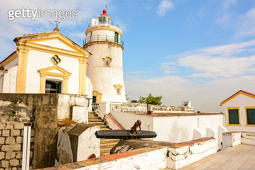 The main historical landmark of the city of Macau - Lighthouse Guia ...