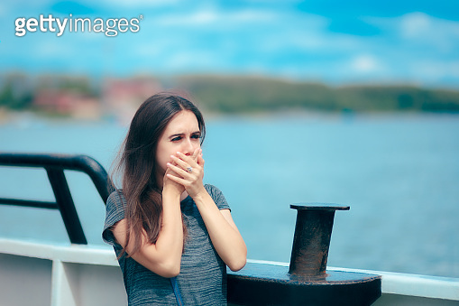 Sea sick woman suffering motion sickness while on boat 이미지 (911945232 ...