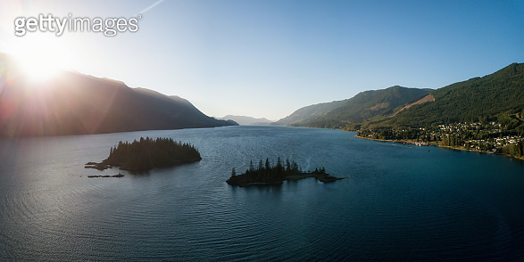 Port Alice Aerial View 이미지 (1042733796) - 게티이미지뱅크