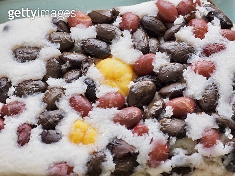 Korean food bean Snow White Rice Cake, Baek-seolgi (954873050) - 게티이미지뱅크
