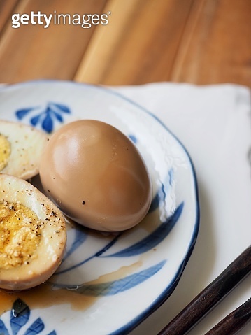 Korean food Soy Sauce Braised egg, Jang-jorim (975434792) - 게티이미지뱅크