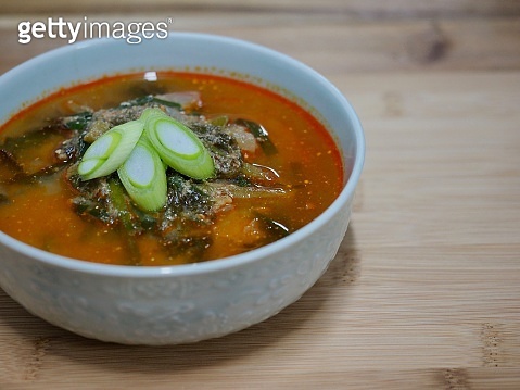 Korean food Loach soup, Chueo-tang (935839466) - 게티이미지뱅크