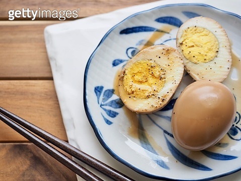 Korean food Soy Sauce Braised egg, Jang-jorim (975434720) - 게티이미지뱅크