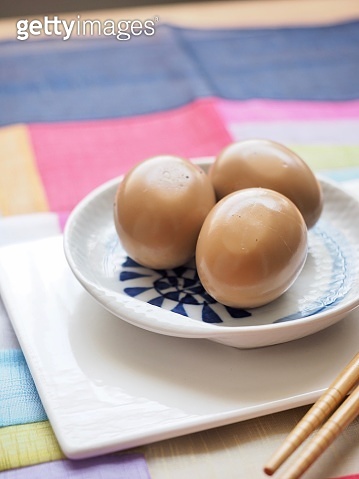 Korean food Soy Sauce Braised egg, Jang-jorim (968676994) - 게티이미지뱅크