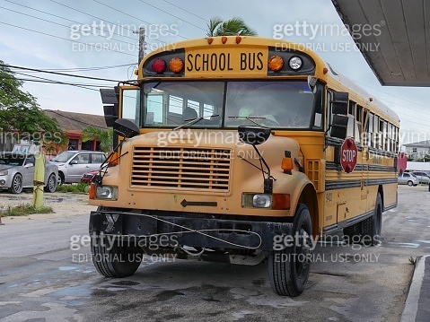 School bus in Georgetown, Exuma Cays, Bahamas 이미지 (962989816) - 게티이미지뱅크
