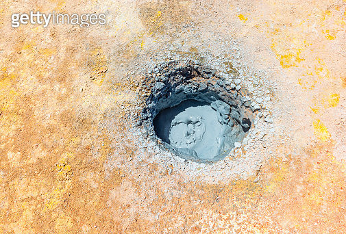 Mud Pit Volcanic Activity, Bolivia 이미지 (1083776844) - 게티이미지뱅크