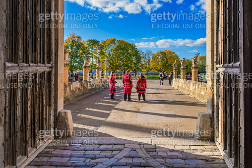 Gate of Hampton Court Palace 이미지 (901374010) - 게티이미지뱅크