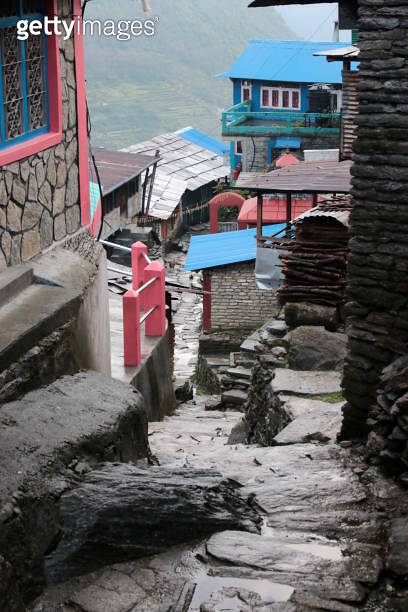 The village of Ulleri in the Annapurna region in Nepal 이미지 (969804074 ...