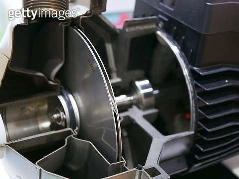 inside pump for water pumping 이미지 (1062909250) - 게티이미지뱅크