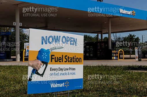 Walmart Fuel Station. Walmart is experimenting in the convenience ...