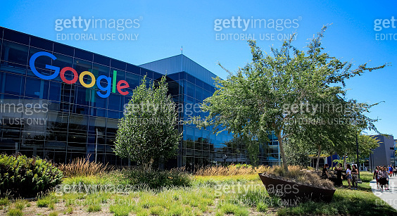 Mountain View, CA/USA - May 21, 2018: Exterior view of a Googleplex ...