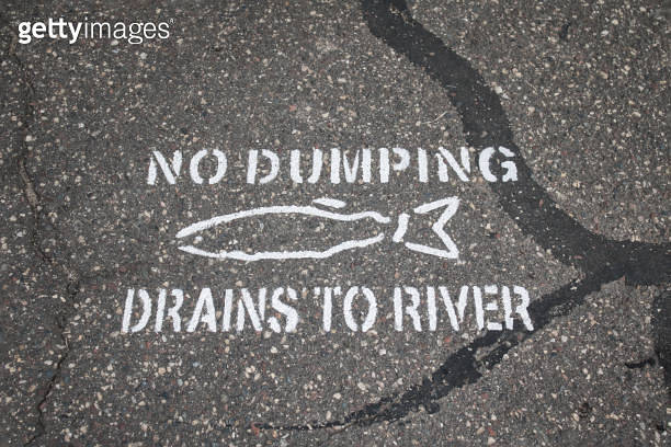no dumping sign with fish 이미지 (1177106228) - 게티이미지뱅크