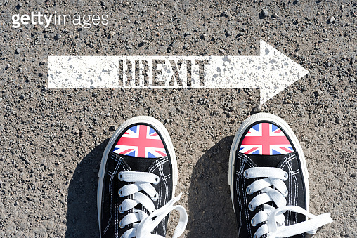 Flag of Britain and an arrow pointing towards Brexit 이미지 (1132267407 ...