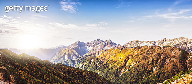 Panoramic mountain scenery landscape of Northern Japan Alps in Nagano ...