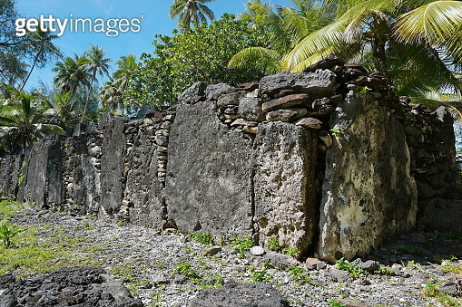 French Polynesia stone structure marae Huahine 이미지 (1137033473) - 게티이미지뱅크