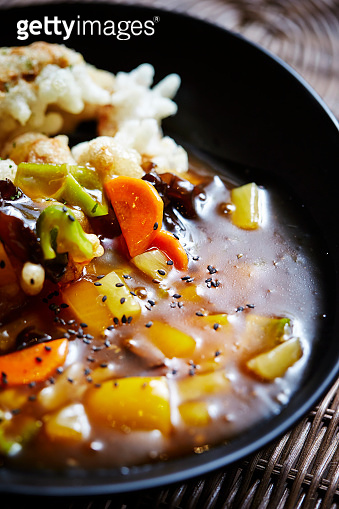 Deep fried rice cake with sweet sour sauce 이미지 (1160936322) - 게티이미지뱅크