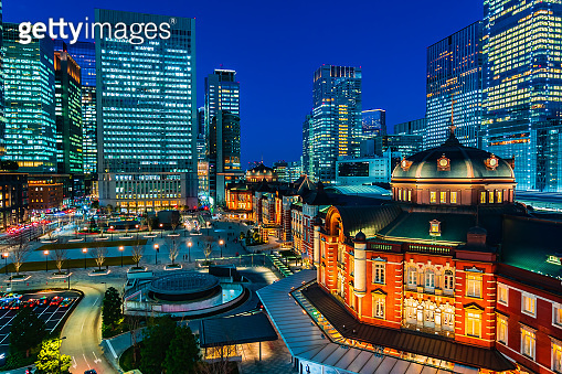 Tokyo station building at night, railway station at Marunouchi district ...