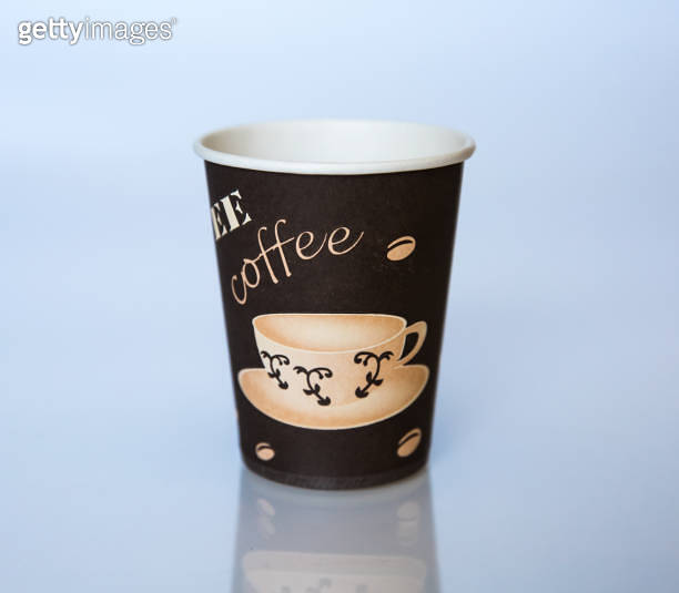 Paper glass . 이미지 (1178234395) - 게티이미지뱅크