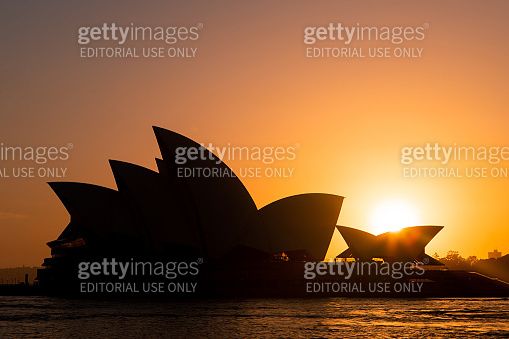 Sydney Opera House silhouette 이미지 (1130816665) - 게티이미지뱅크